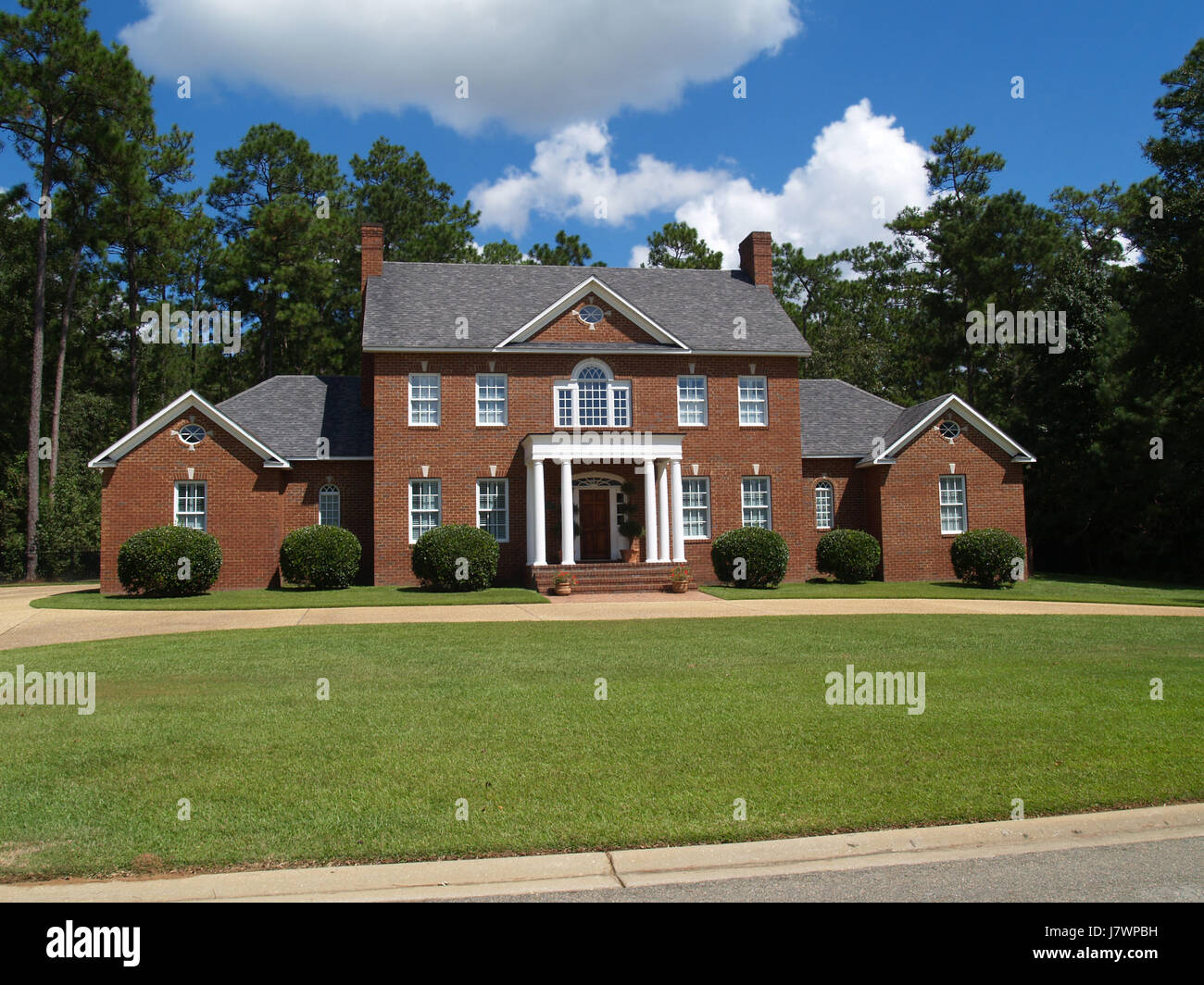 house building big large enormous extreme powerful imposing immense ...