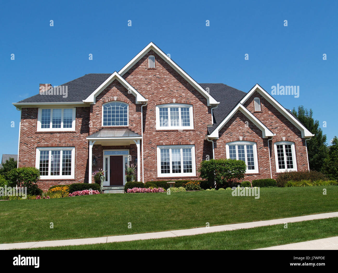 house building big large enormous extreme powerful imposing immense ...