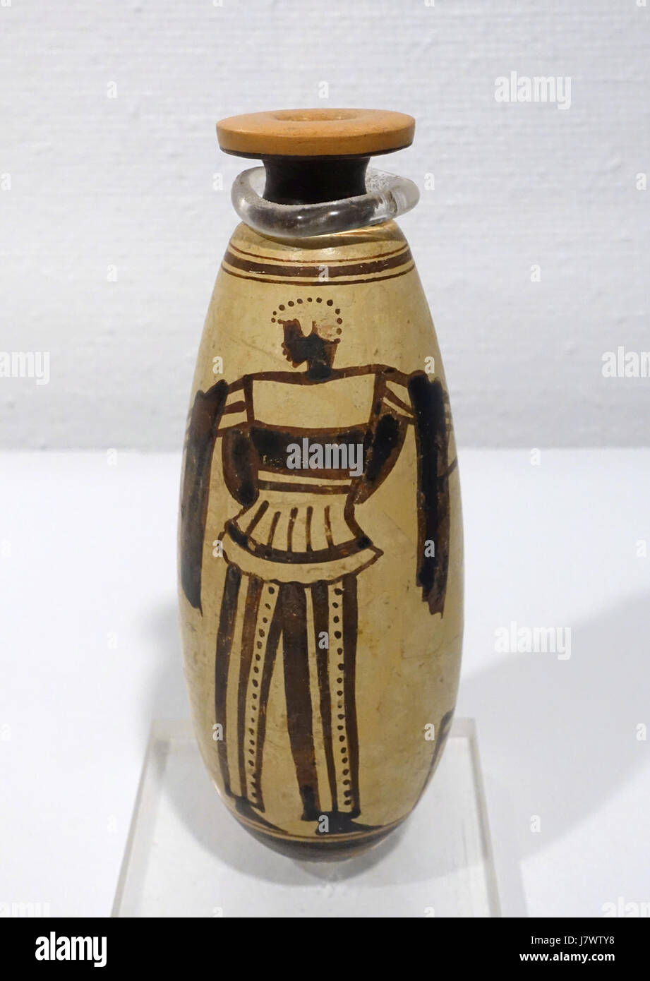 White alabastra hi-res stock photography and images - Alamy