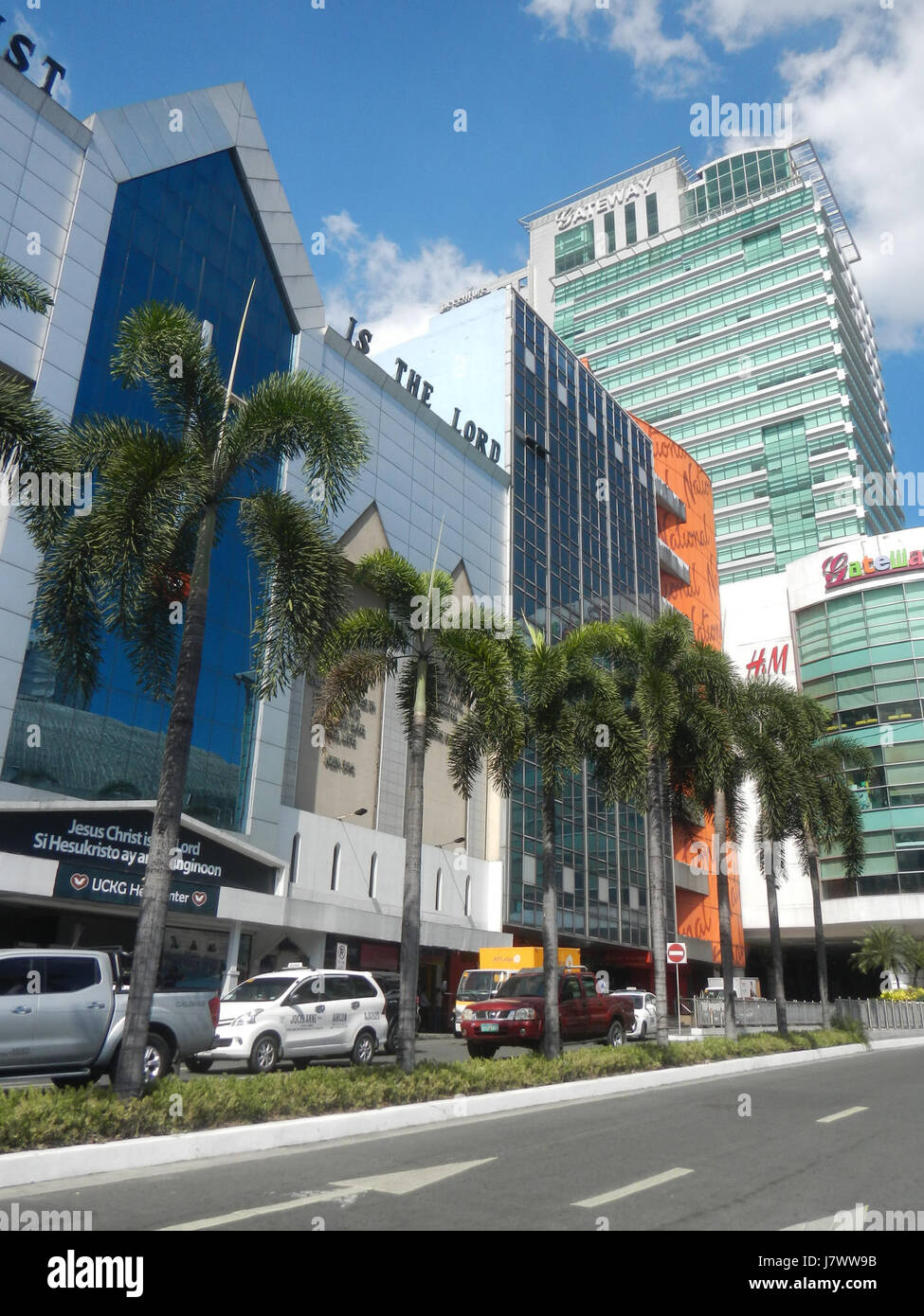 Araneta center cubao quezon city hi-res stock photography and images ...