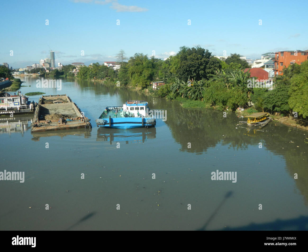 This image shows the Dr. Sixto Antonio Avenue, with the Sandoval Bridge ...
