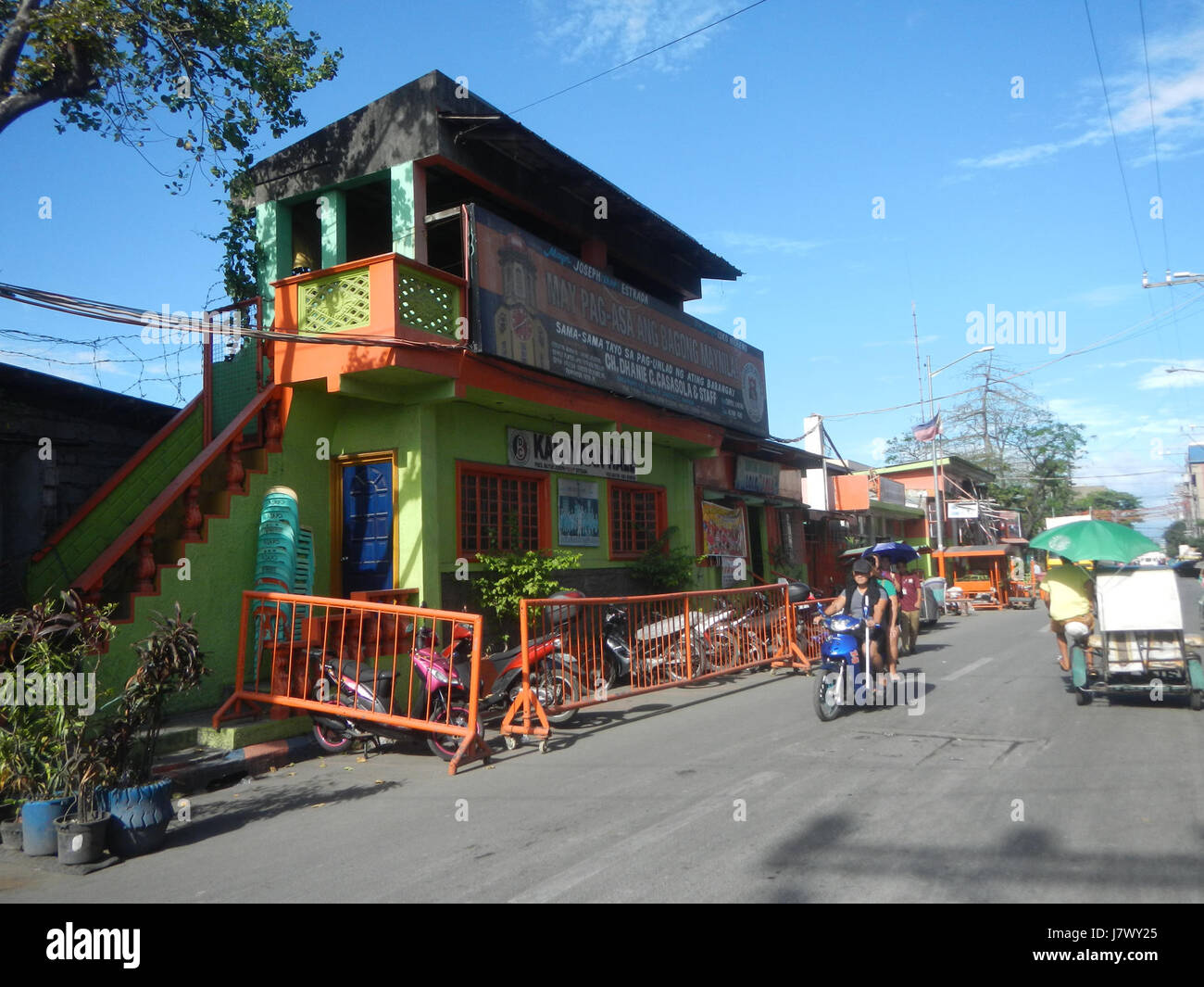 This image captures the Rodriguez Street Bridge over Estero de Vitas ...
