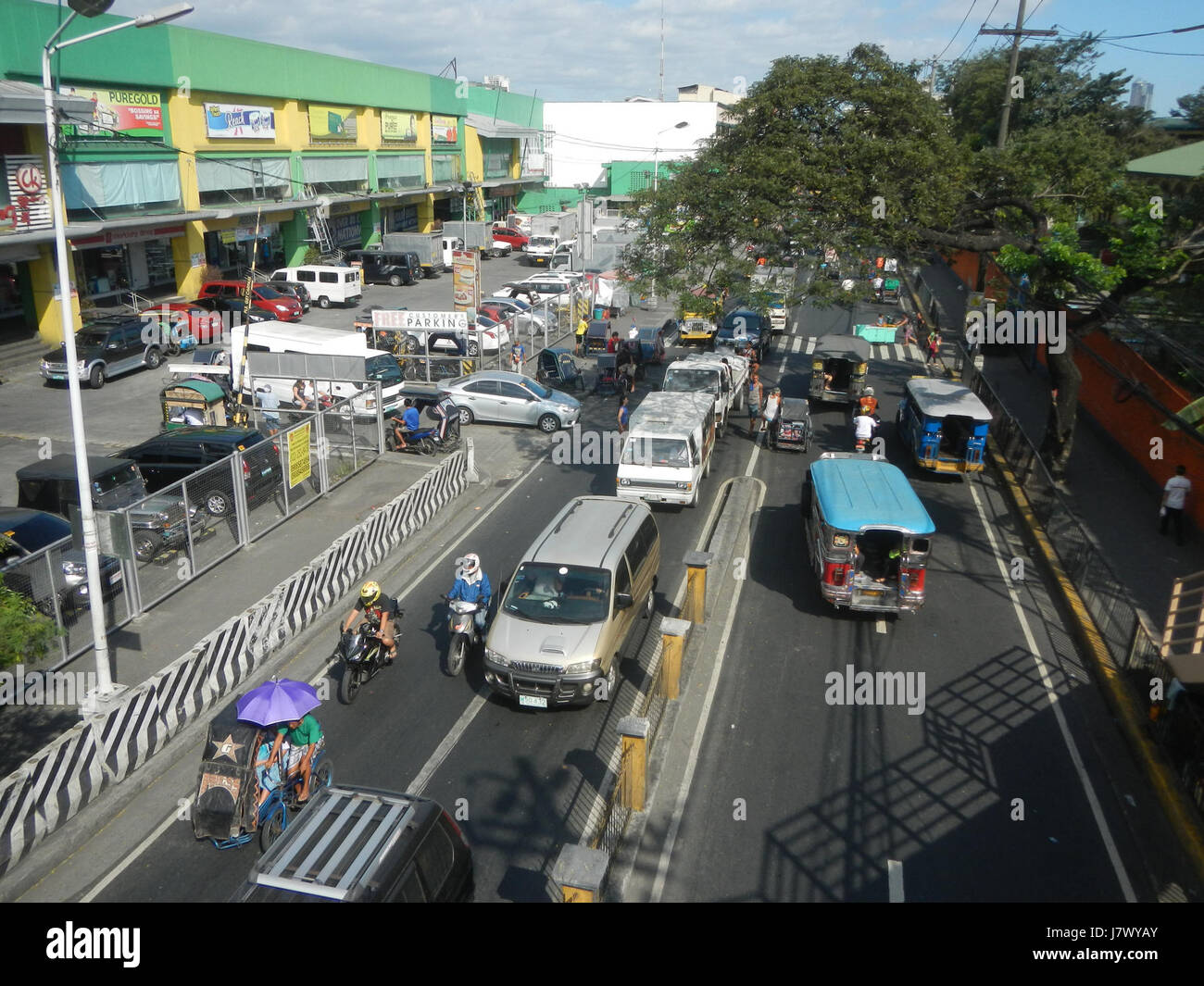 09943 Pedestrian footbridge Puregold Tayuman Juan Luna C 2 Capulong ...
