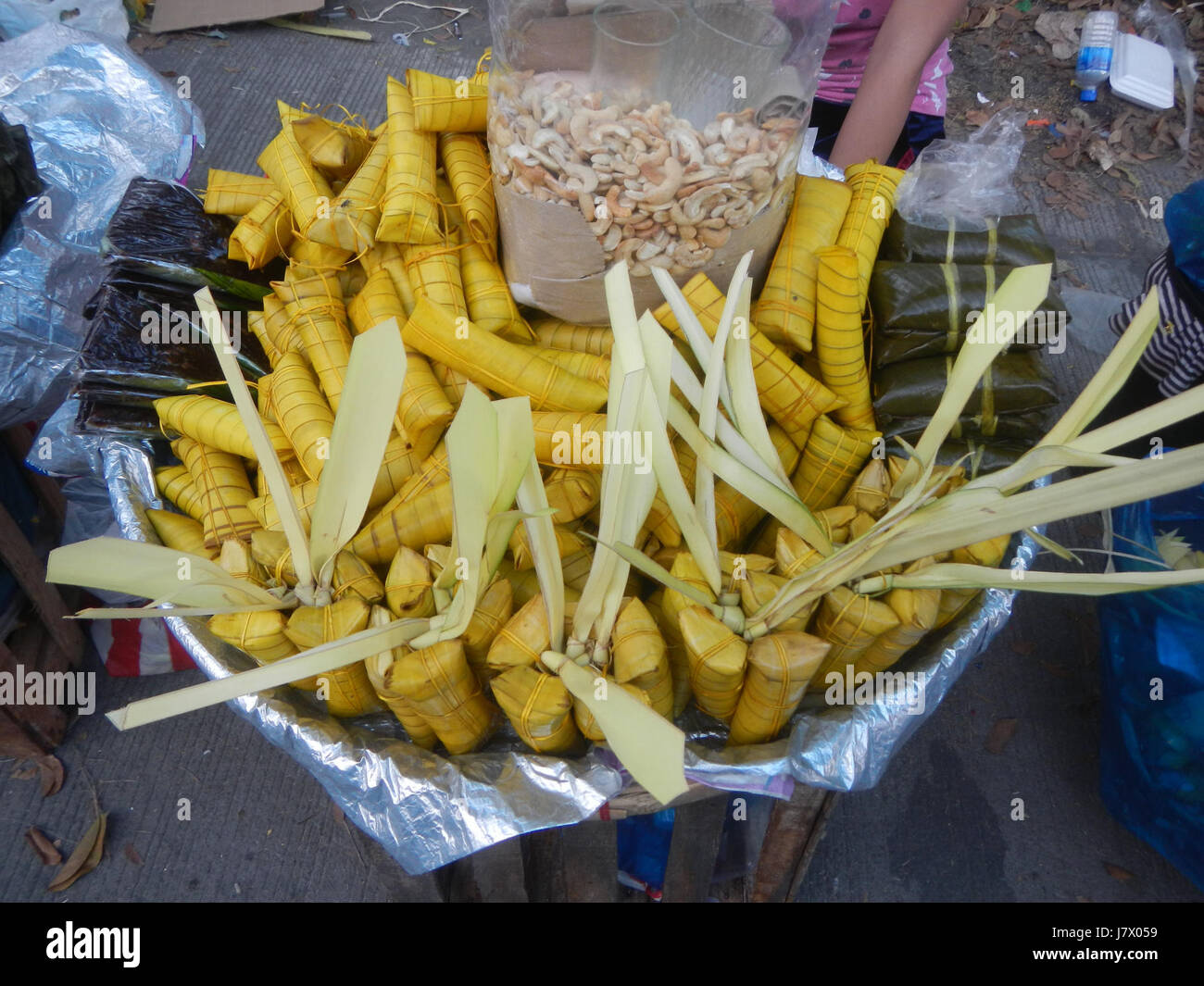 0999 pistang bayan pasalubong philippine hi-res stock photography and ...