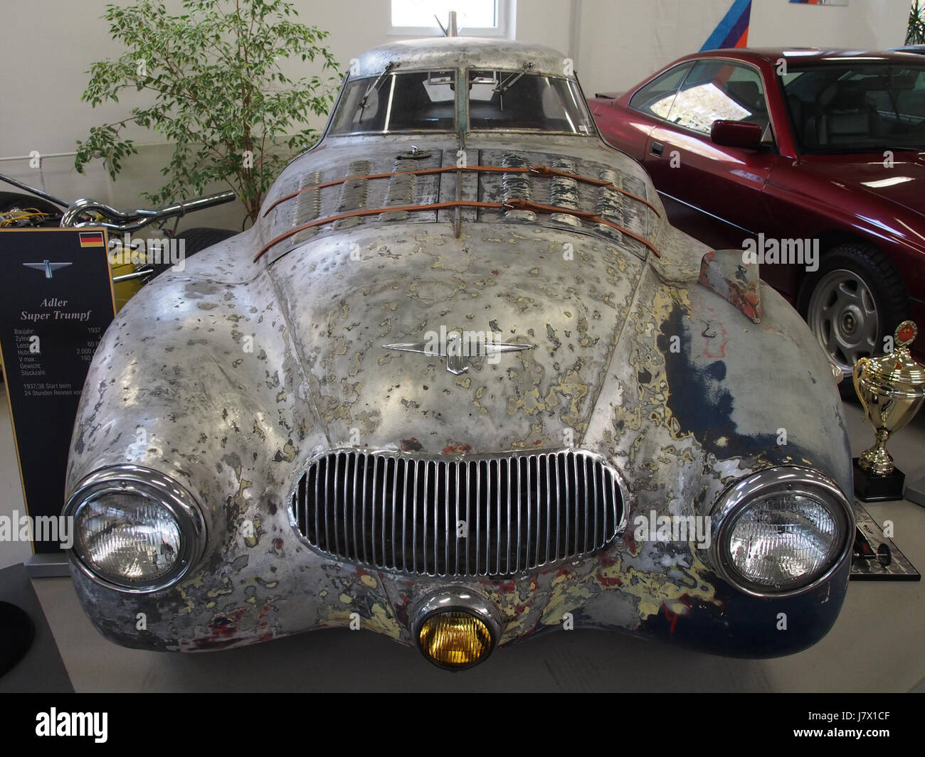 The 1937 Adler Super Trumpf was a luxury car model known for its 60 ...