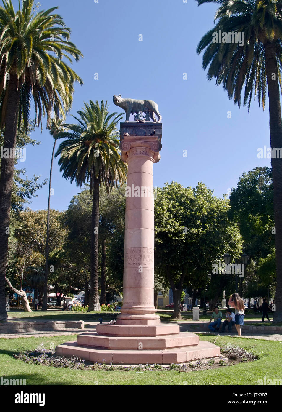 monument park stone chile wolf south america italian latin column roman ...