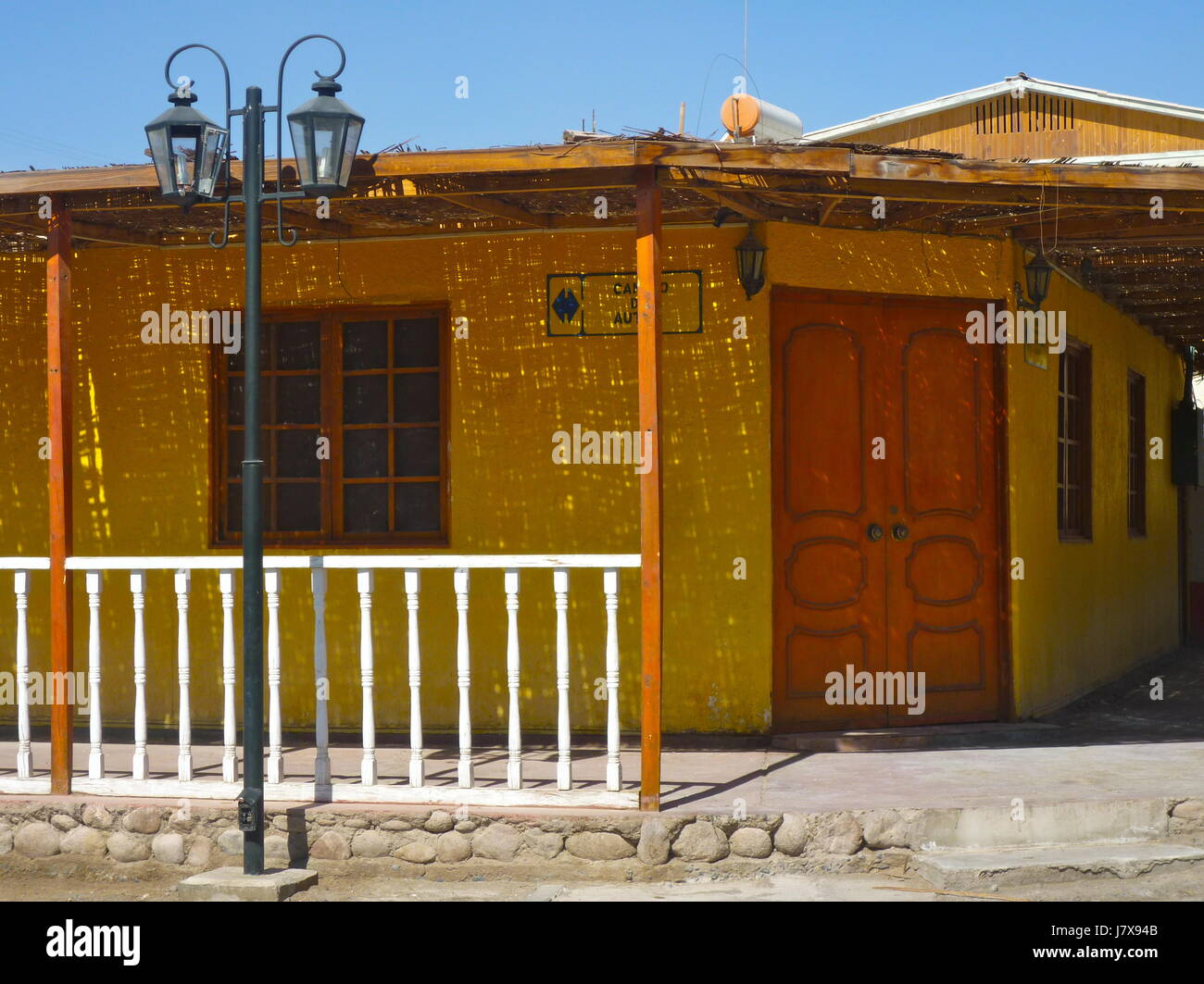 summer summerly heat chile south america siesta corner house building ...