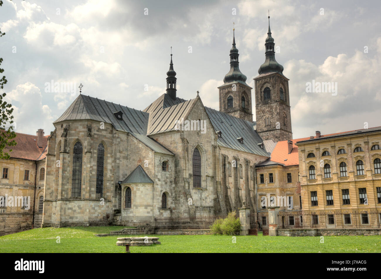 church temple monastery architectural historical religious church ...