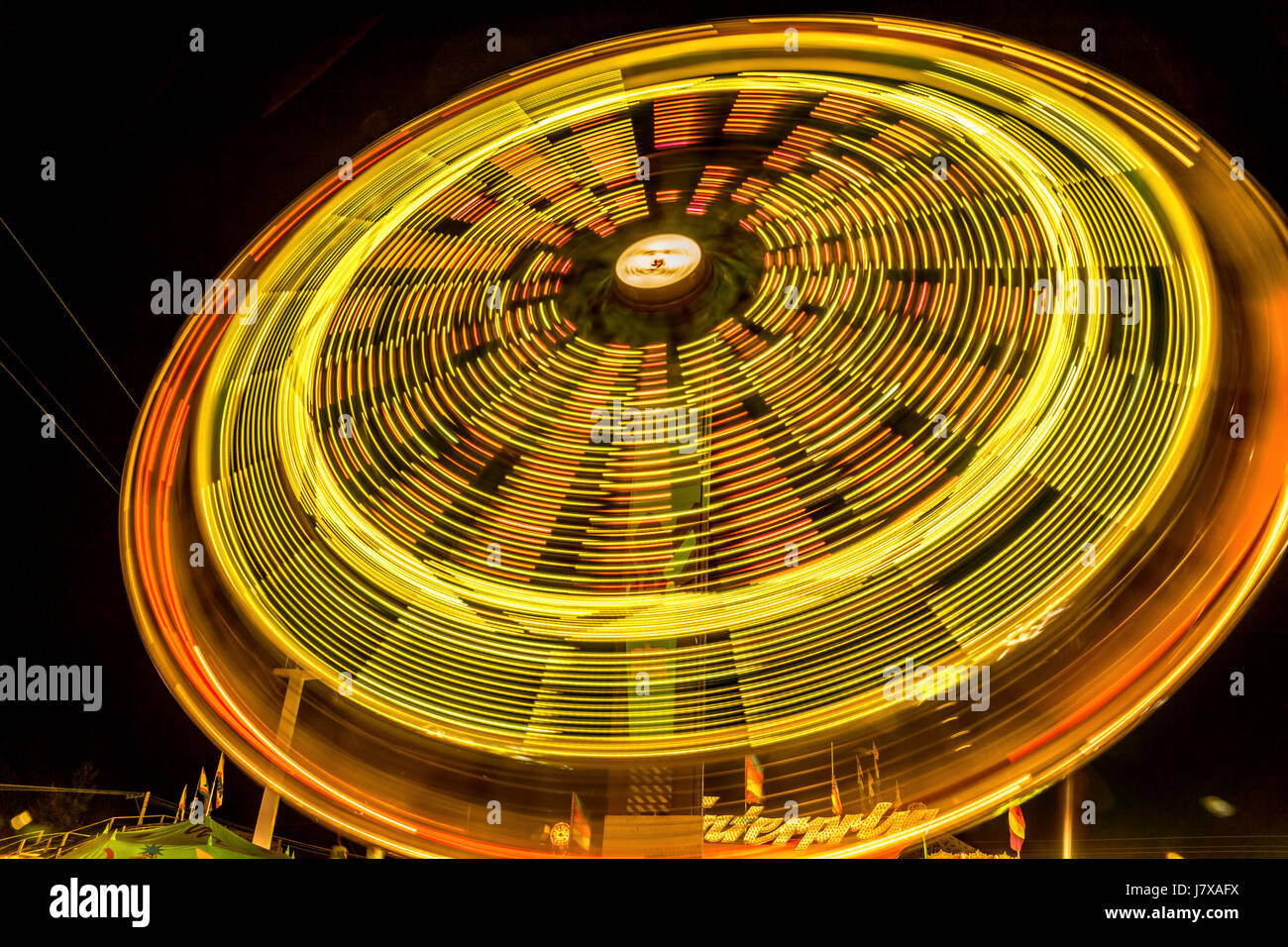 Motion spinning machine hi-res stock photography and images - Alamy