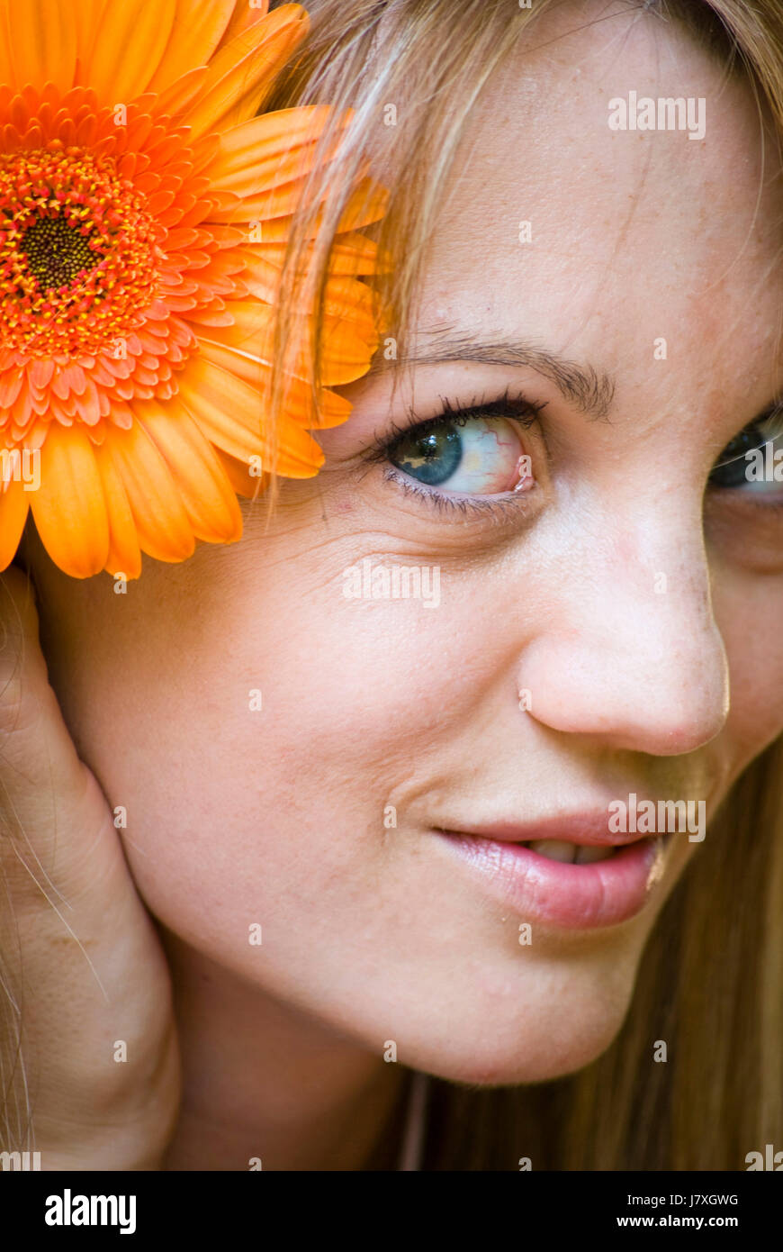 Woman Beautiful Beauteously Nice Fashion Posing Young Younger Photo