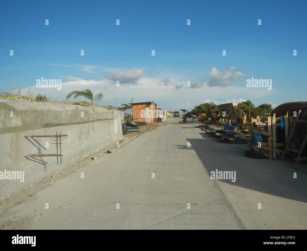 This image depicts roads and bridges in San Bartolome Culcul, Santo ...