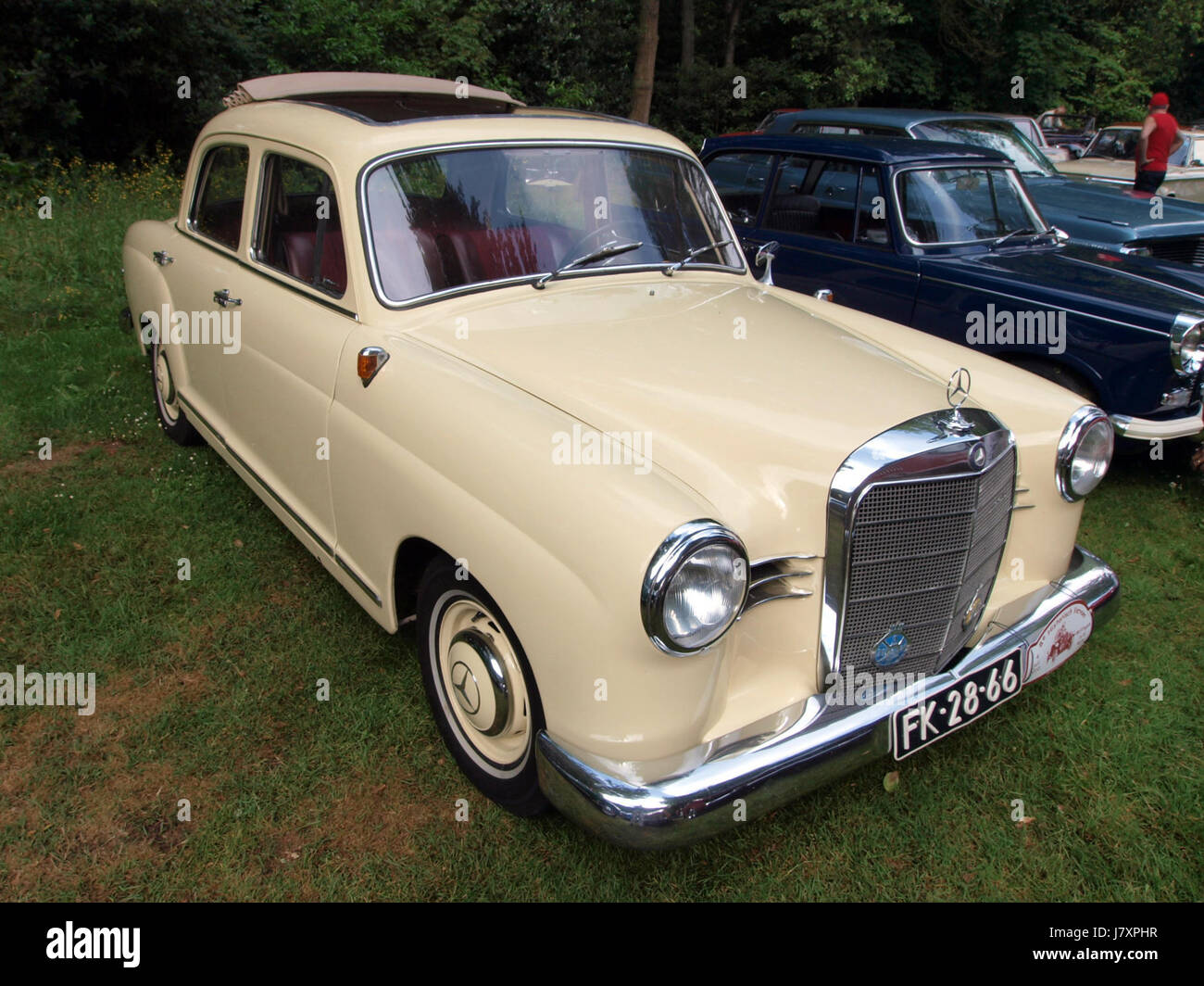 1961 mercedes benz hi-res stock photography and images - Alamy