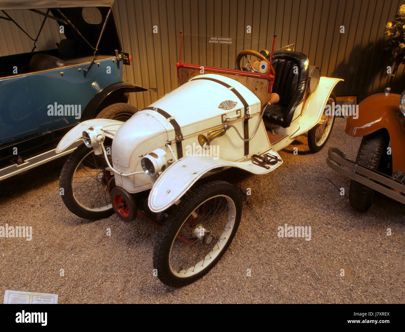 The 1929 Sima-Violet was a French cyclecar produced between 1924 and ...