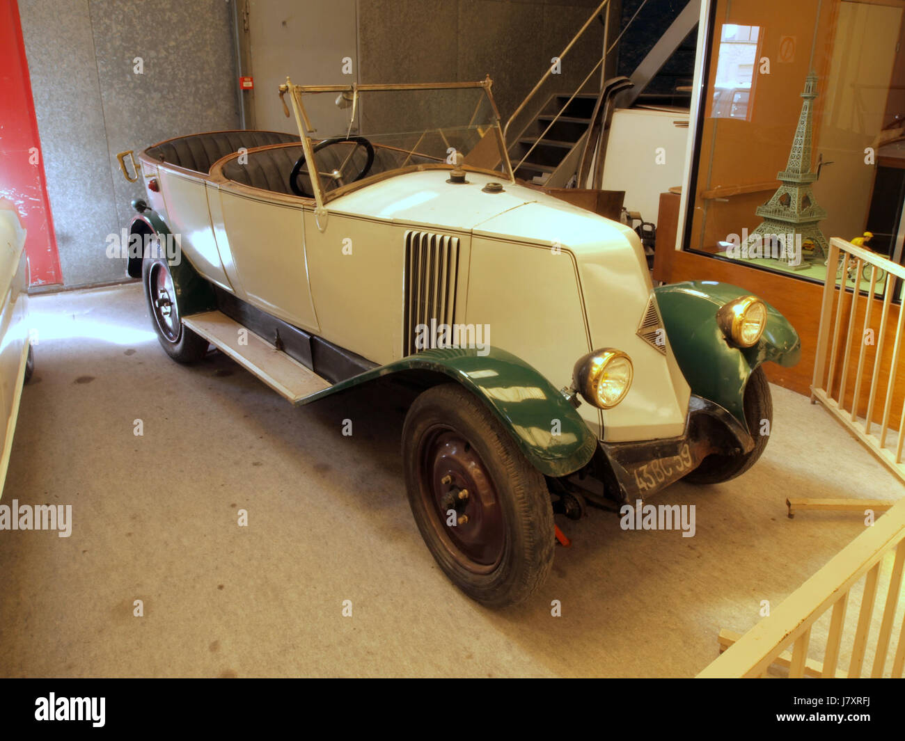 Early renault vintage car hi-res stock photography and images - Alamy