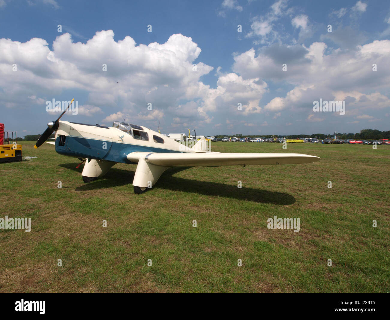 Miles falcon hi-res stock photography and images - Alamy