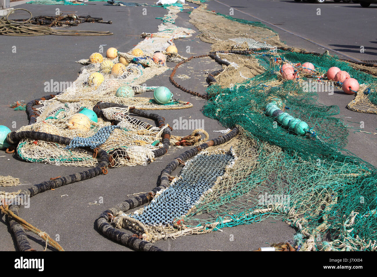 Navy floats hi-res stock photography and images - Alamy