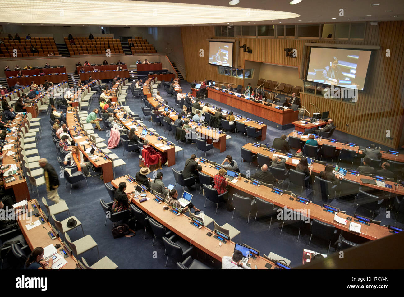 Ongoing hi-res stock photography and images - Alamy