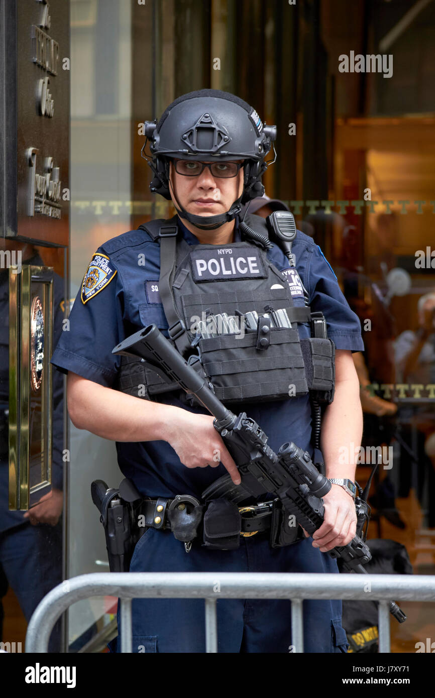heavily armed nypd protective security detail outside trump tower ...