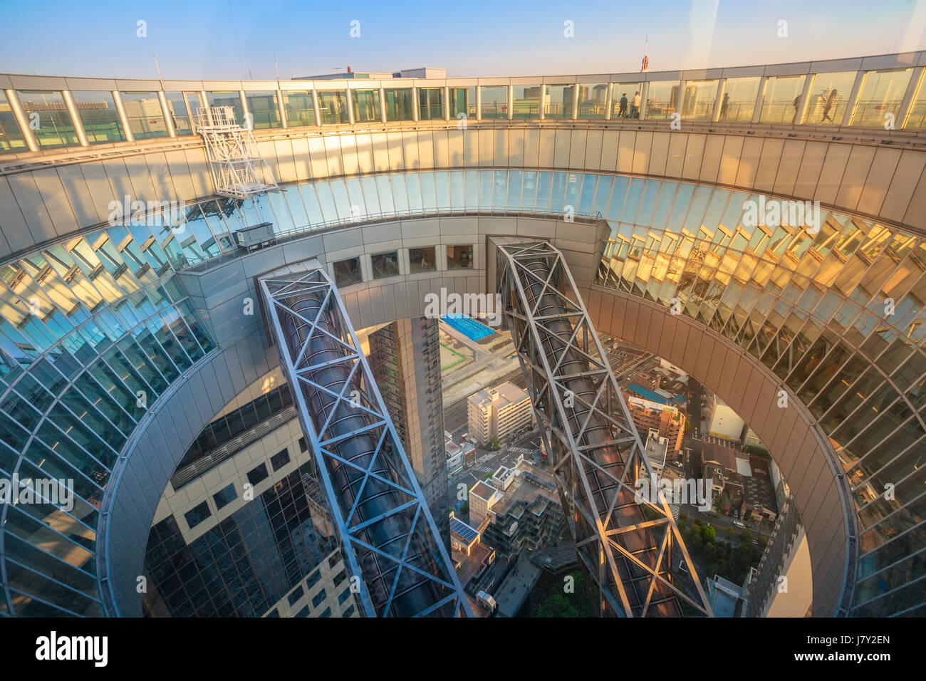 Japan rooftop hi-res stock photography and images - Alamy