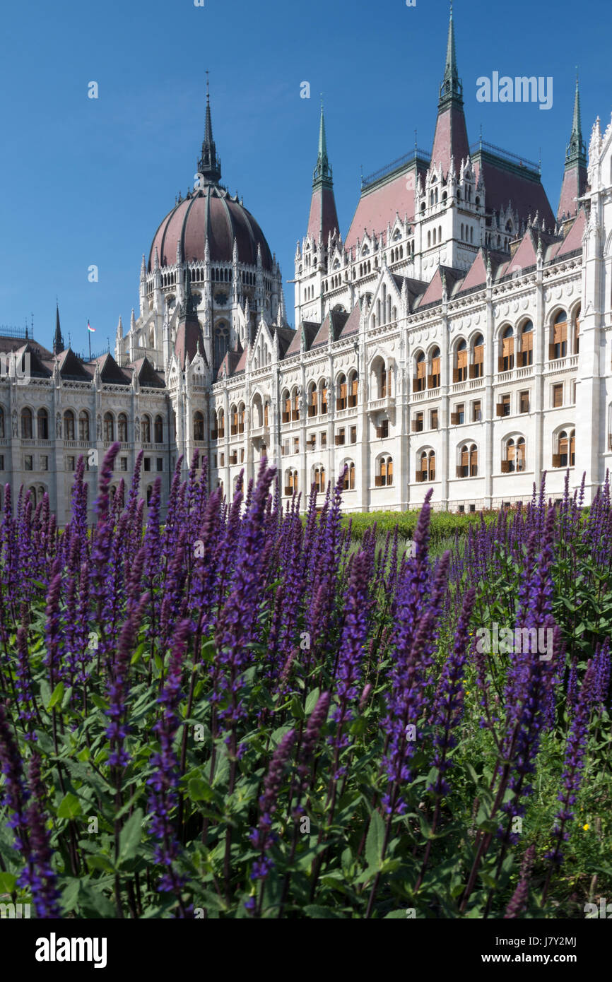 The tallest building with the dome hi-res stock photography and images ...