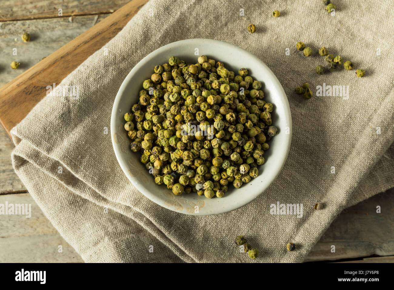 Raw Green Organic Peppercorns Ready to Cook With Stock Photo - Alamy