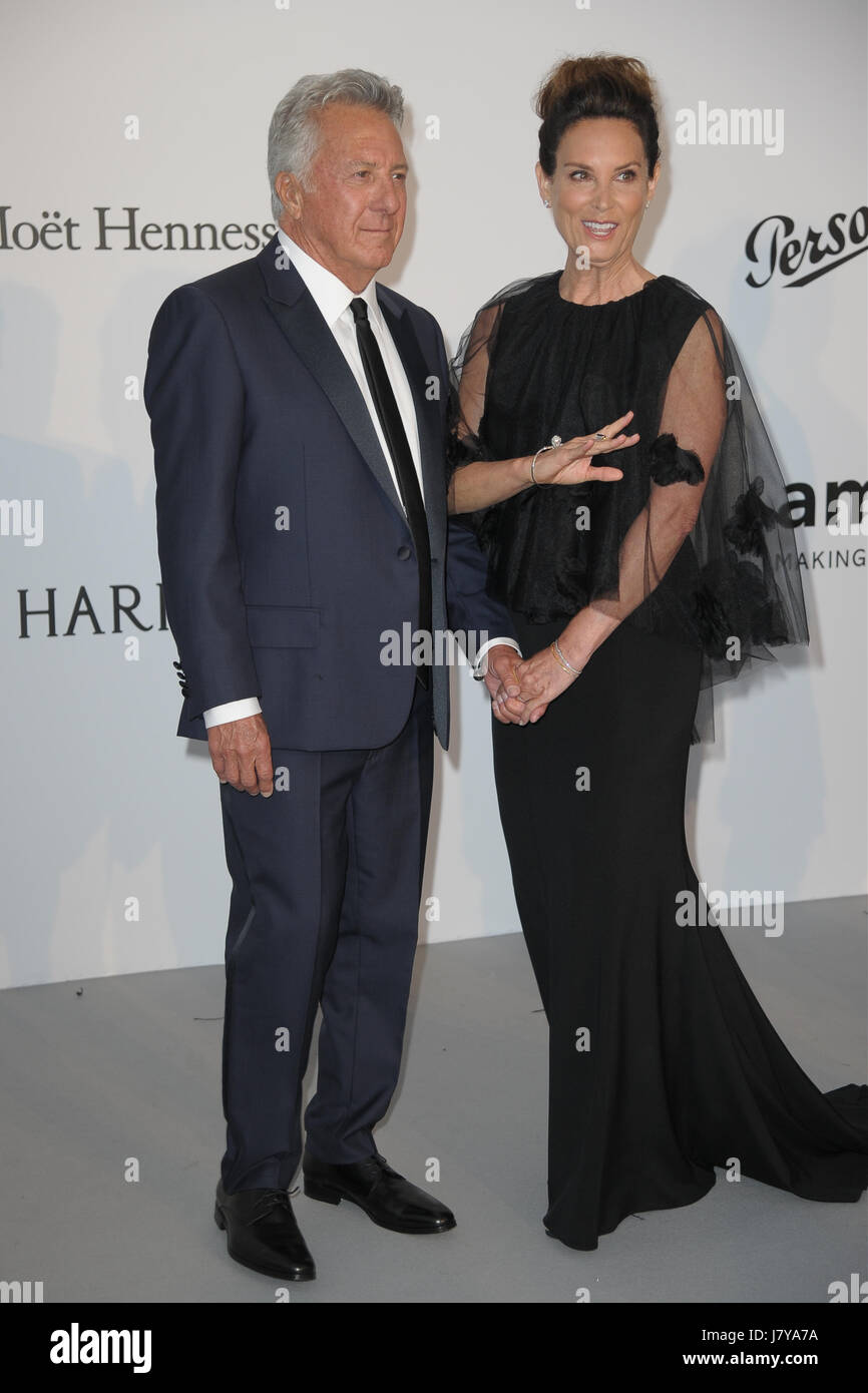 70th Cannes Film Festival 2017, GalÃ AmFar. Pictured: Dustin Hoffman ...