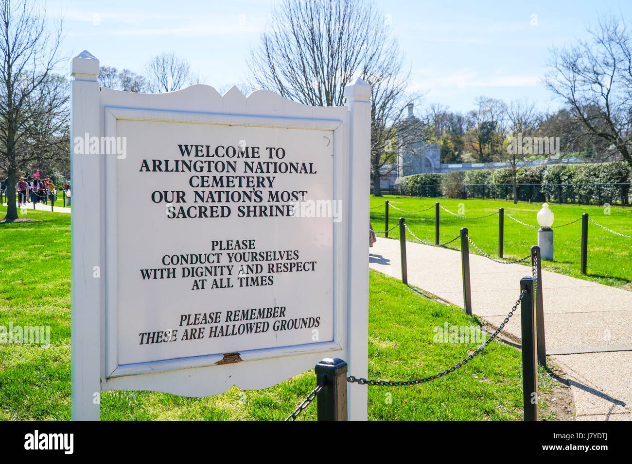 Cemetery welcome sign hi-res stock photography and images - Alamy