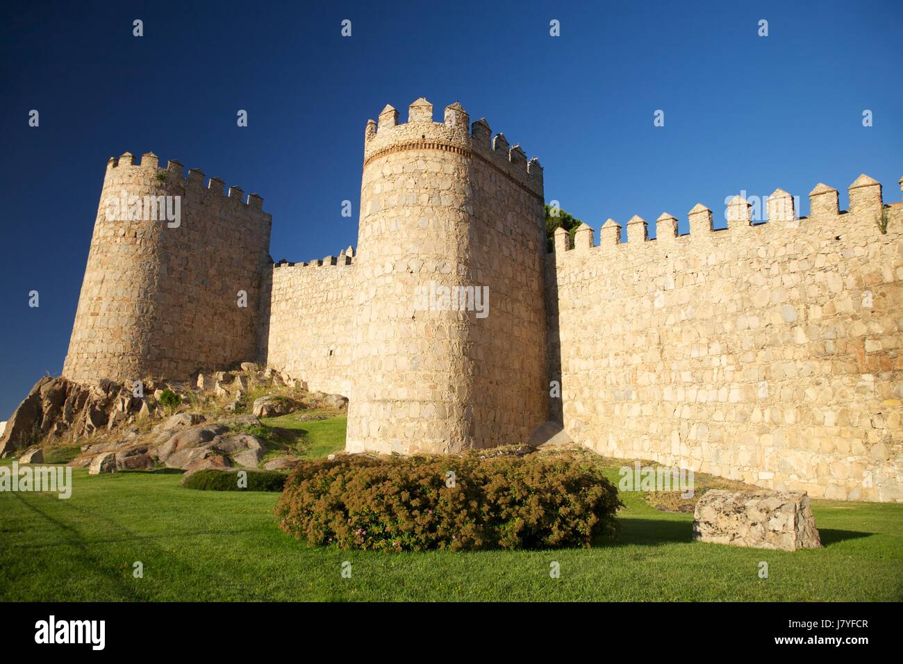 monument stone spain wall fortification castle landmark chateau tower ...