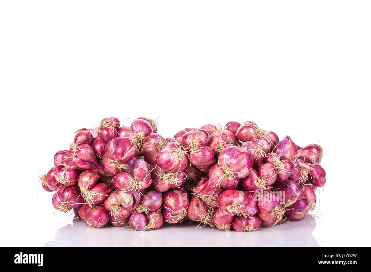 Bunch Thai shallots. Studio shot isolated on white background Stock ...