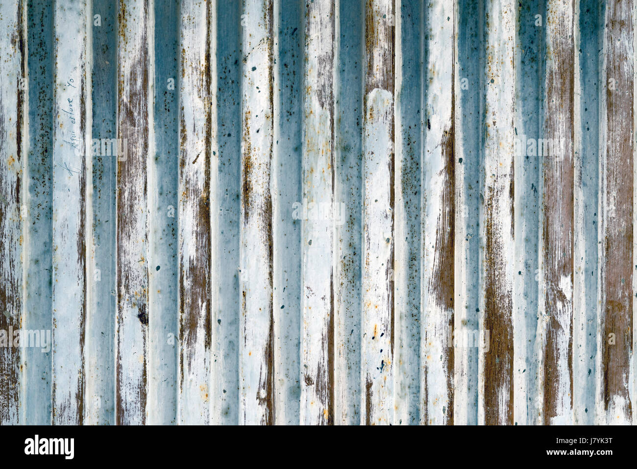 Grooved metal background Stock Photo - Alamy