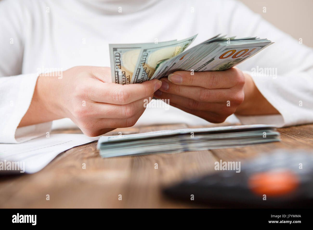 Hands counting money, close up Stock Photo - Alamy