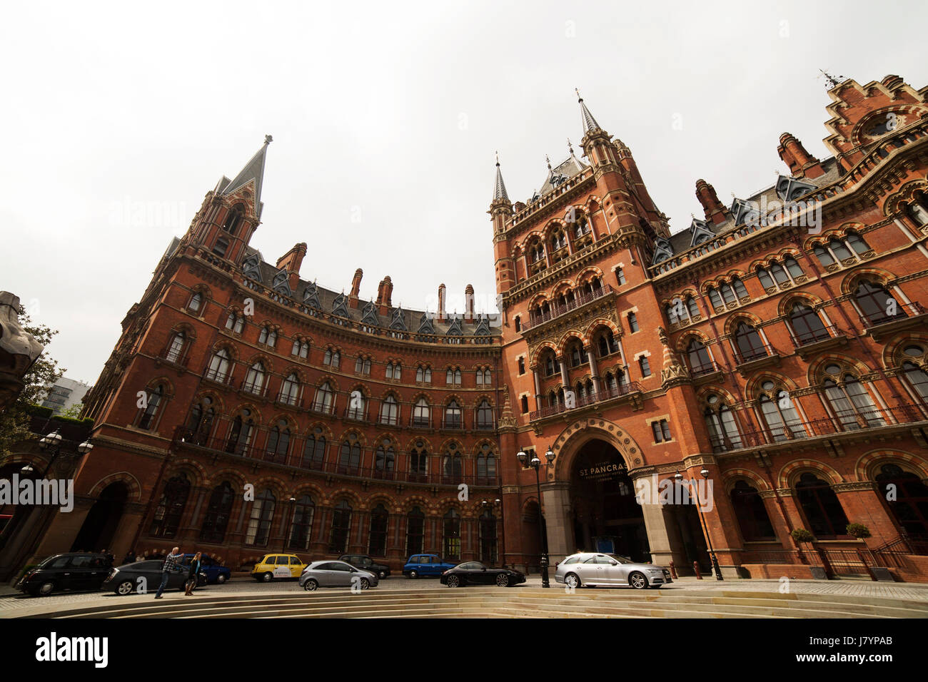 St Pancras Renaissance Hotel High Resolution Stock Photography and ...