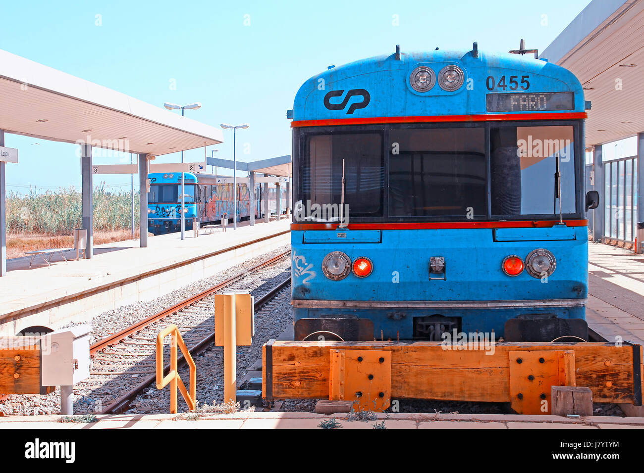 Faro train station hi-res stock photography and images - Alamy