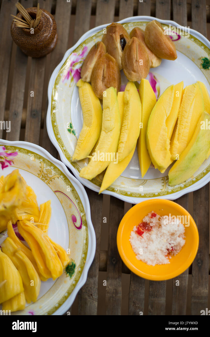 Slices mango on plate salt hi-res stock photography and images - Alamy
