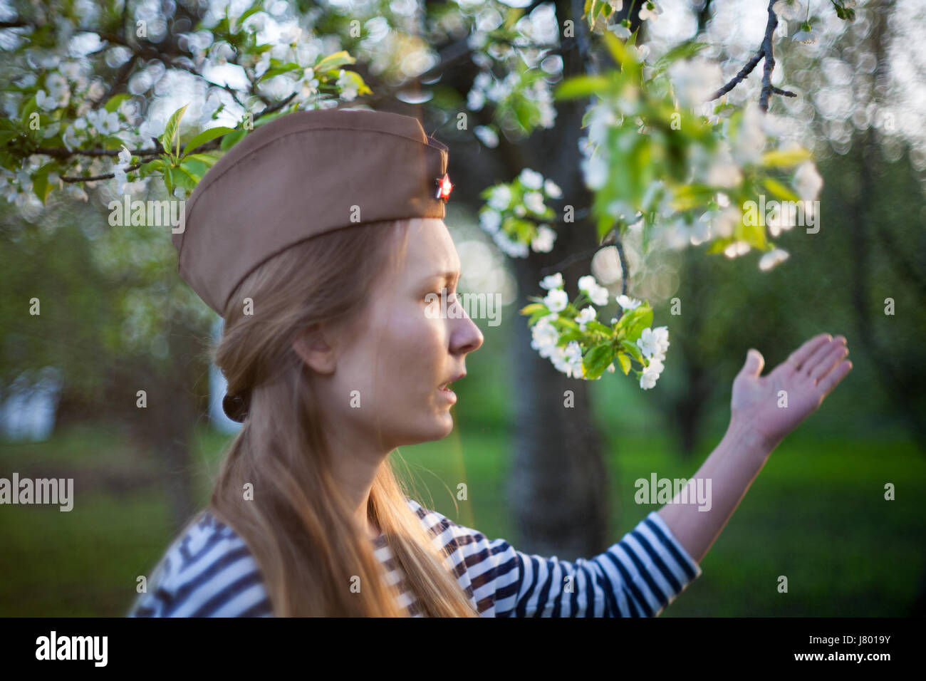 Soviet hero mother hi-res stock photography and images - Alamy