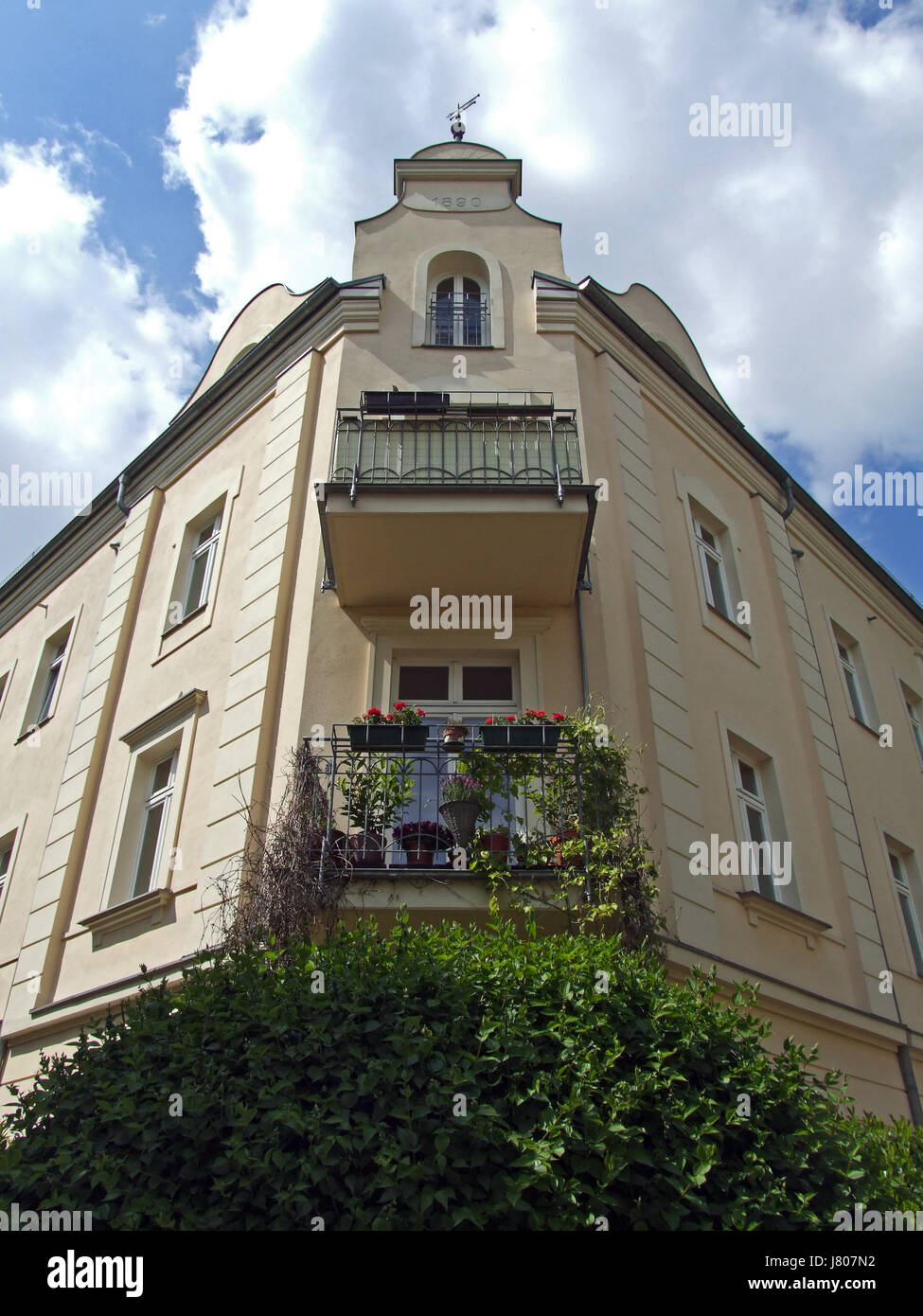 house building city town style of construction architecture ...