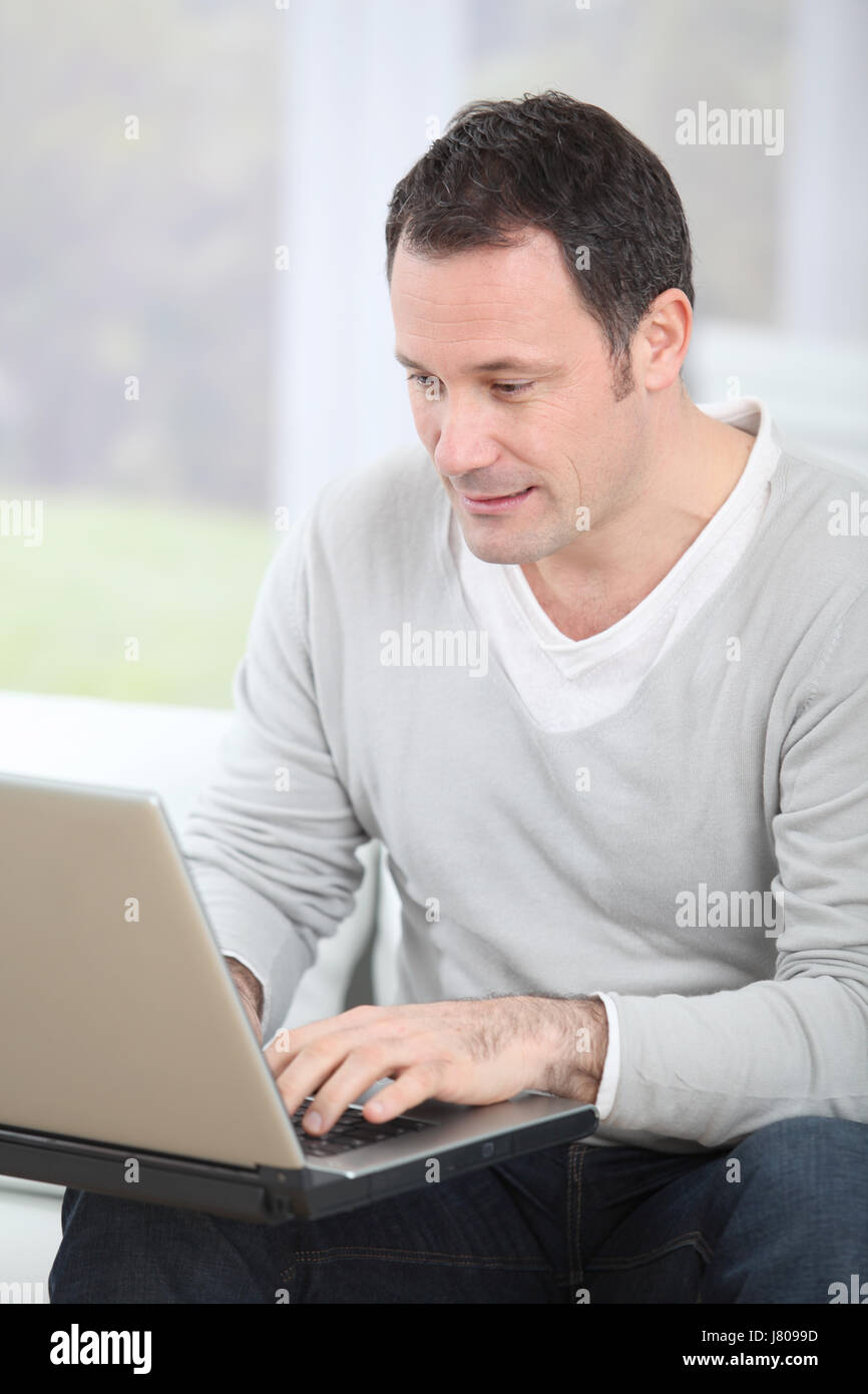 laptop notebook computers computer laugh laughs laughing twit giggle ...