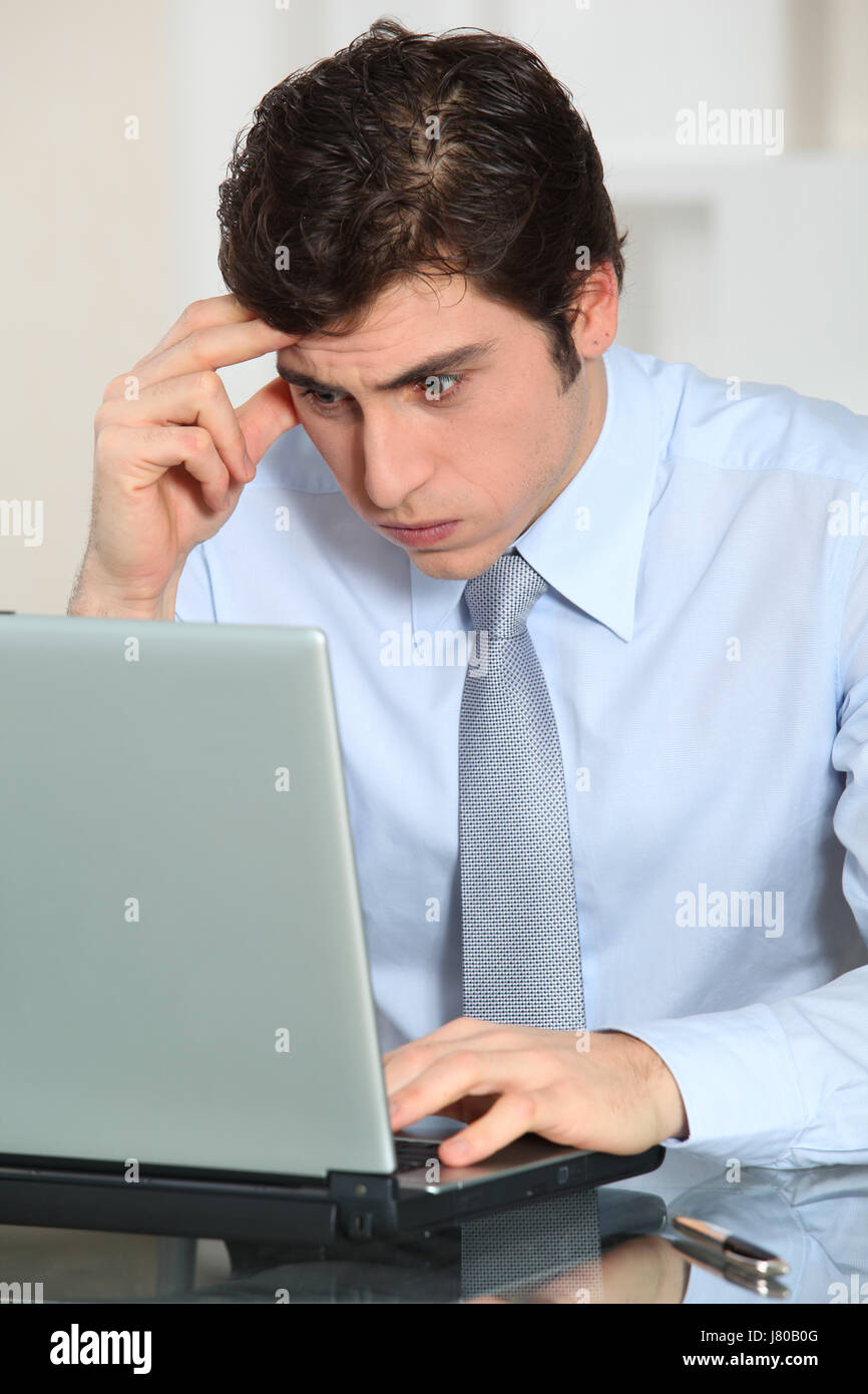 office laptop notebook computers computer laugh laughs laughing twit ...