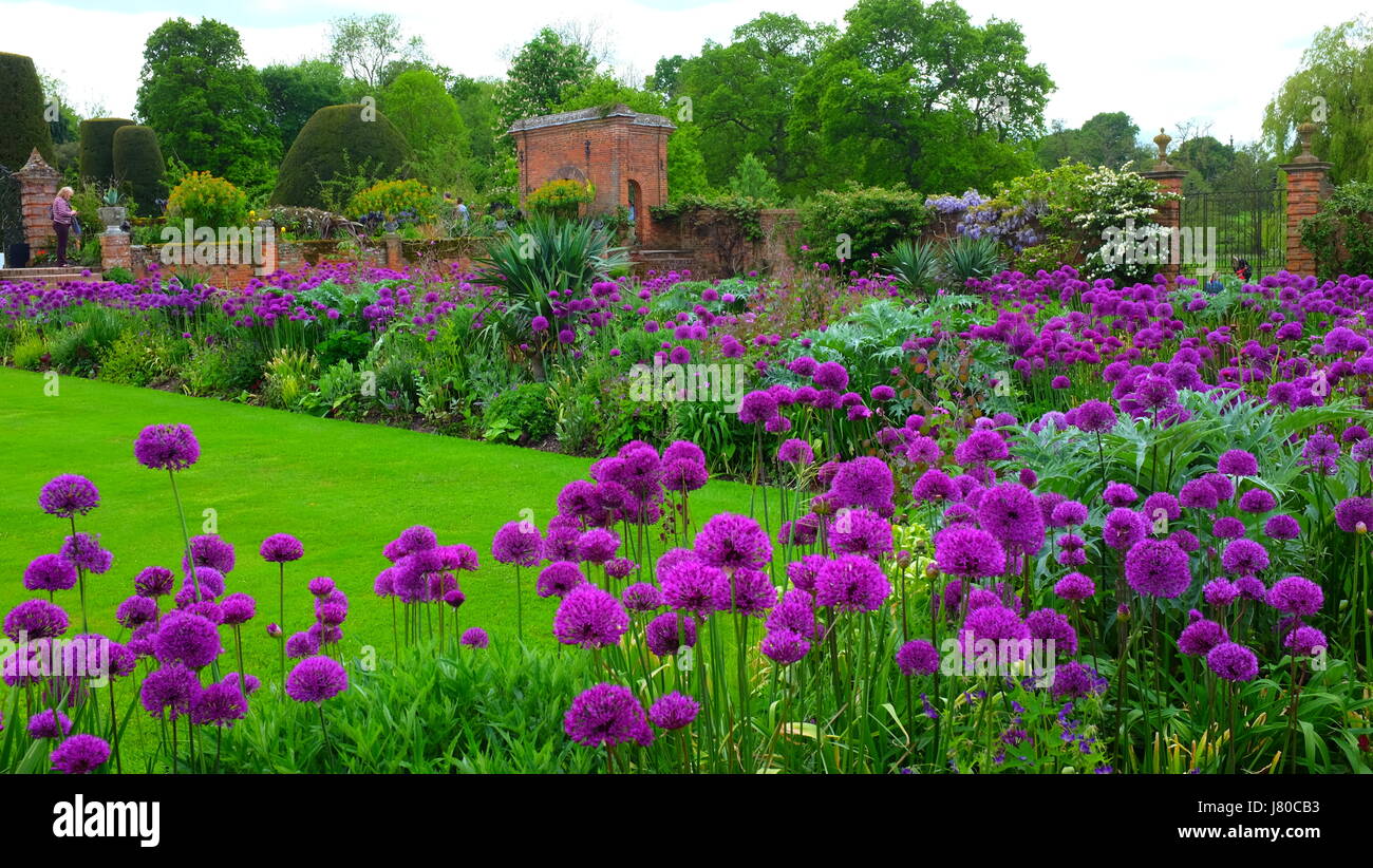 Baddesley Clinton House and Gardens, Warwickshire, England Stock Photo ...