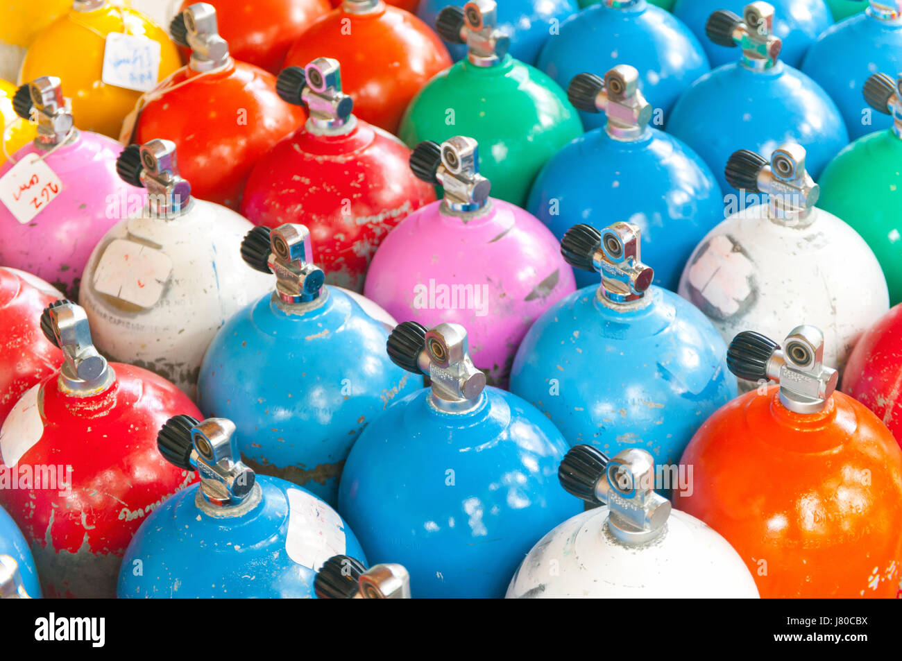 Compressed air cylinders hi-res stock photography and images - Alamy