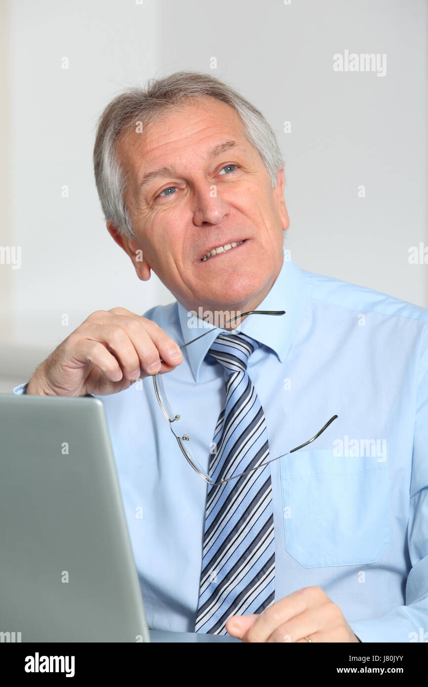 office laptop notebook computers computer laugh laughs laughing twit ...