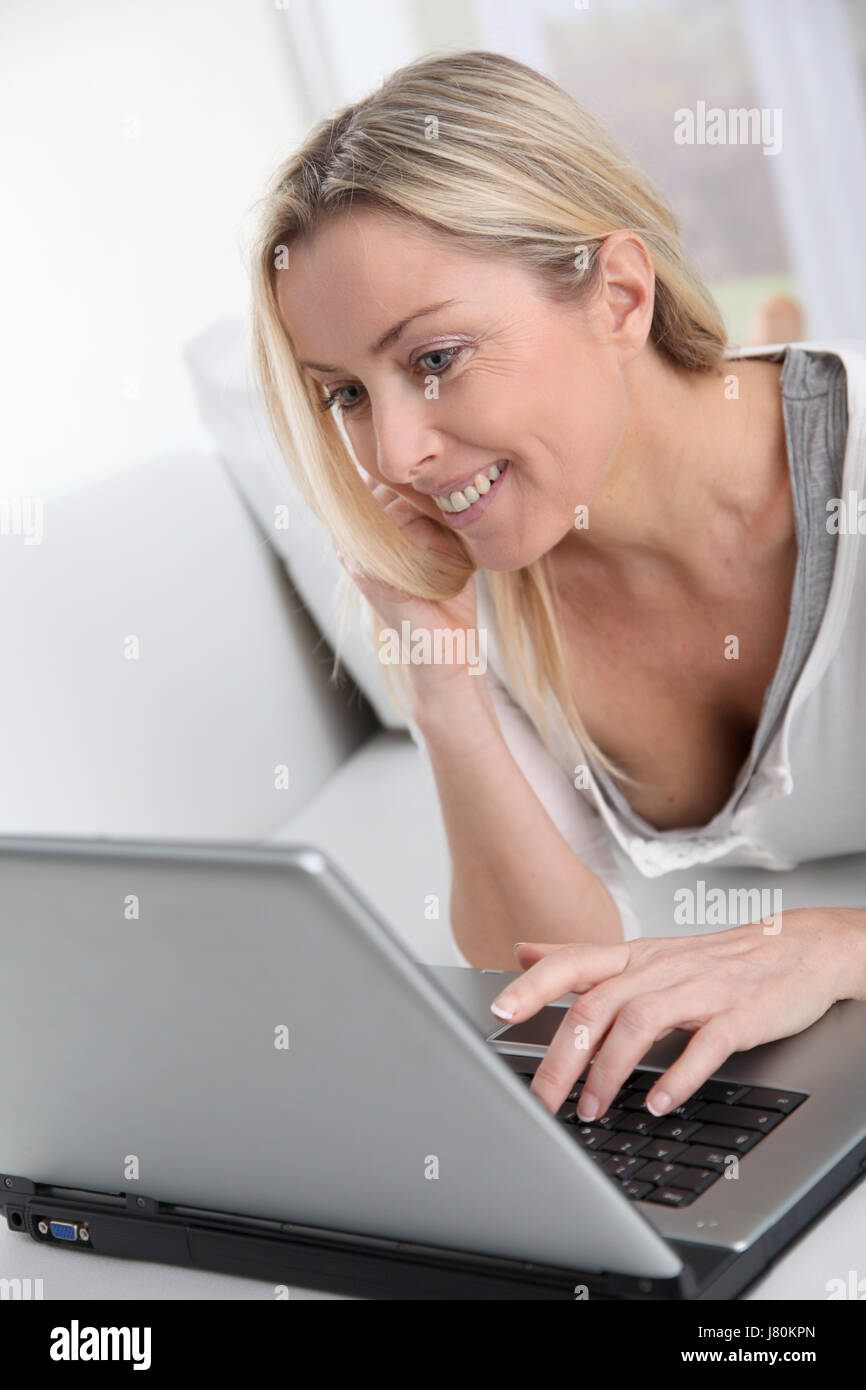 woman laptop notebook computers computer laugh laughs laughing twit ...