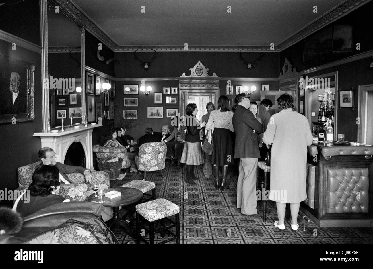 Upper slaughter manor hi-res stock photography and images - Alamy