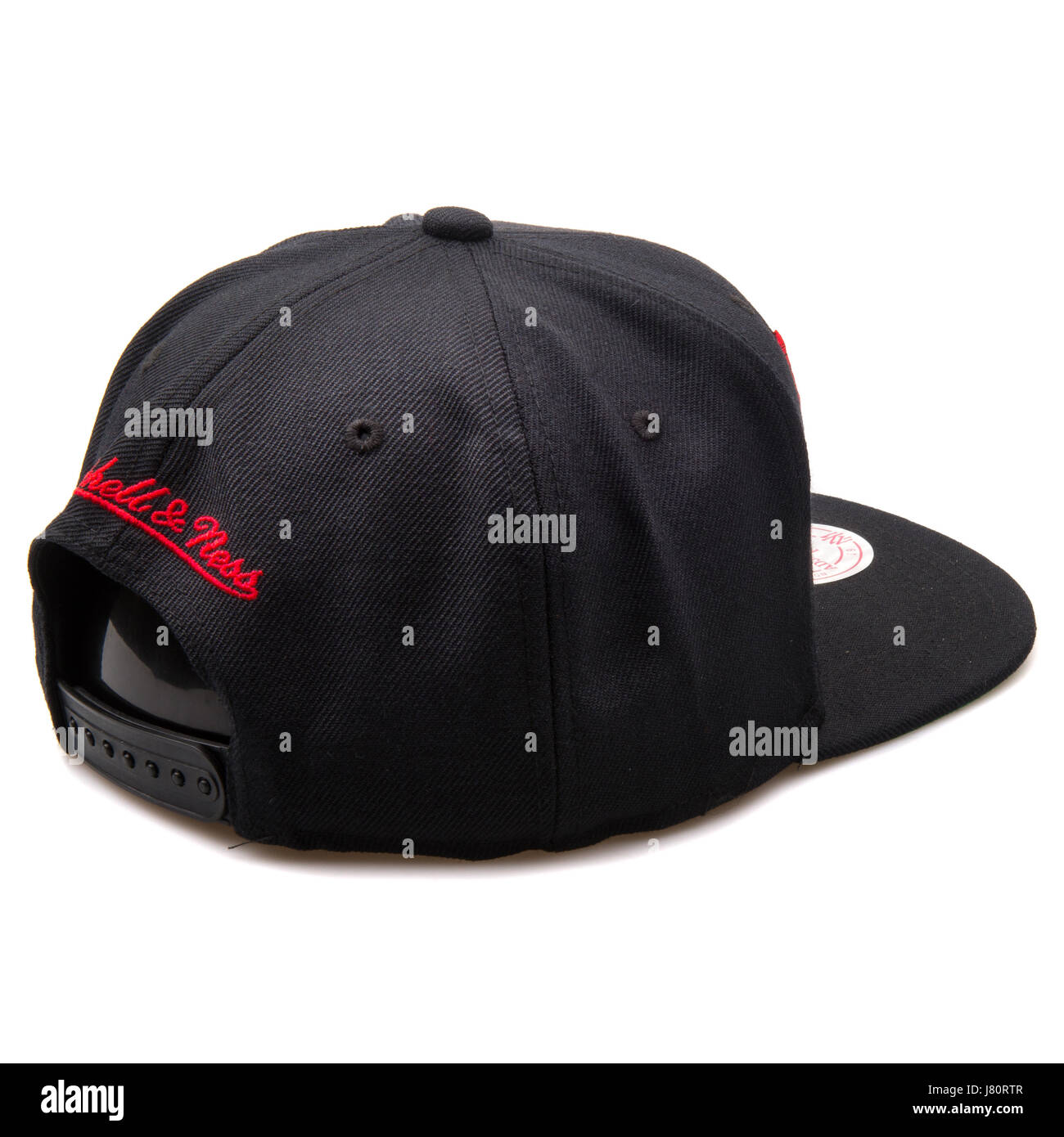 Mitchell & Ness Black and Red Chicago Bulls Cap Stock Photo - Alamy