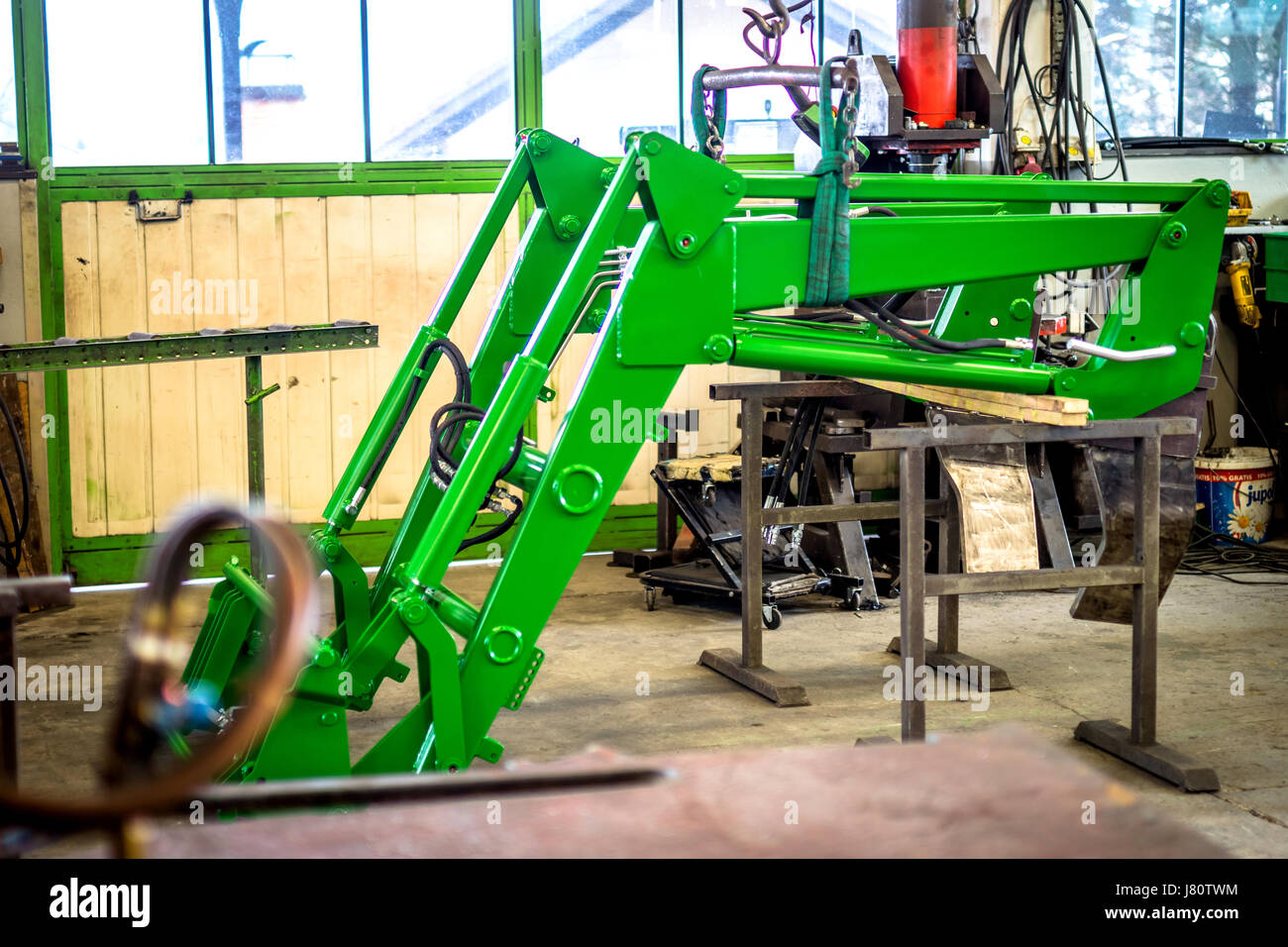 Hydraulic pressure pipes and connection fittings of industrial ...