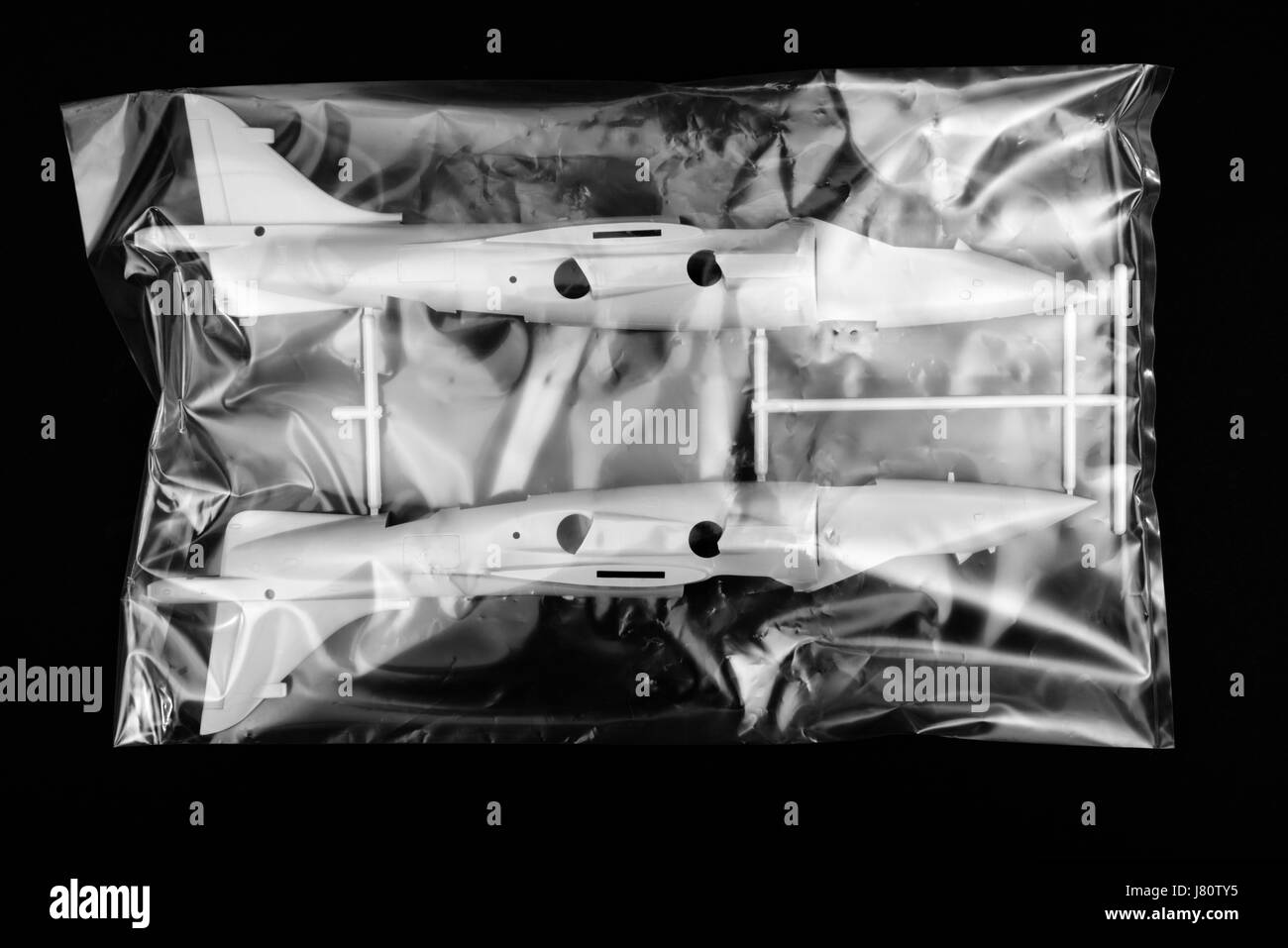 1 48 scale hawker harrier model aircraft hi-res stock photography and ...