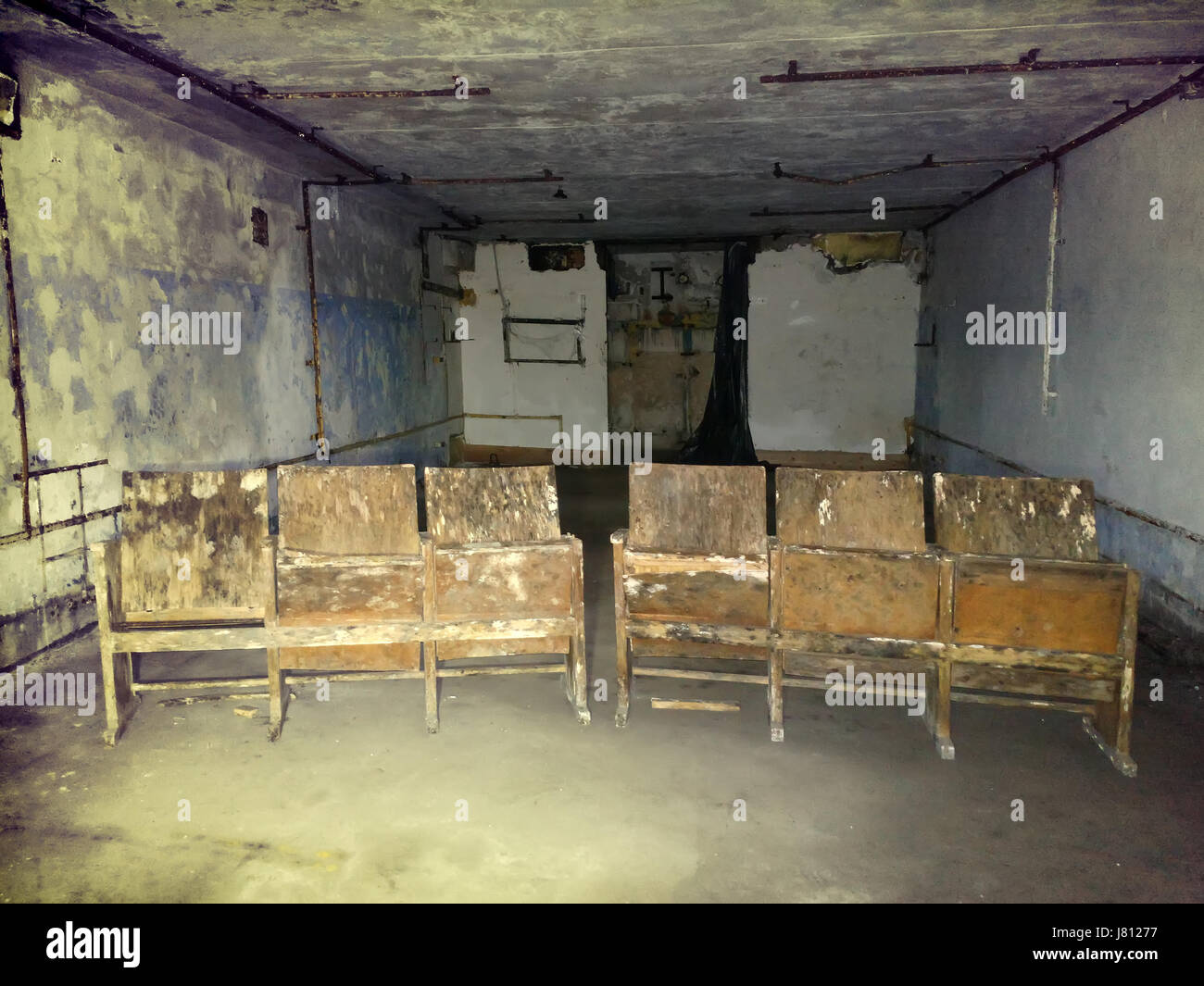 Bunker conference room hi-res stock photography and images - Alamy