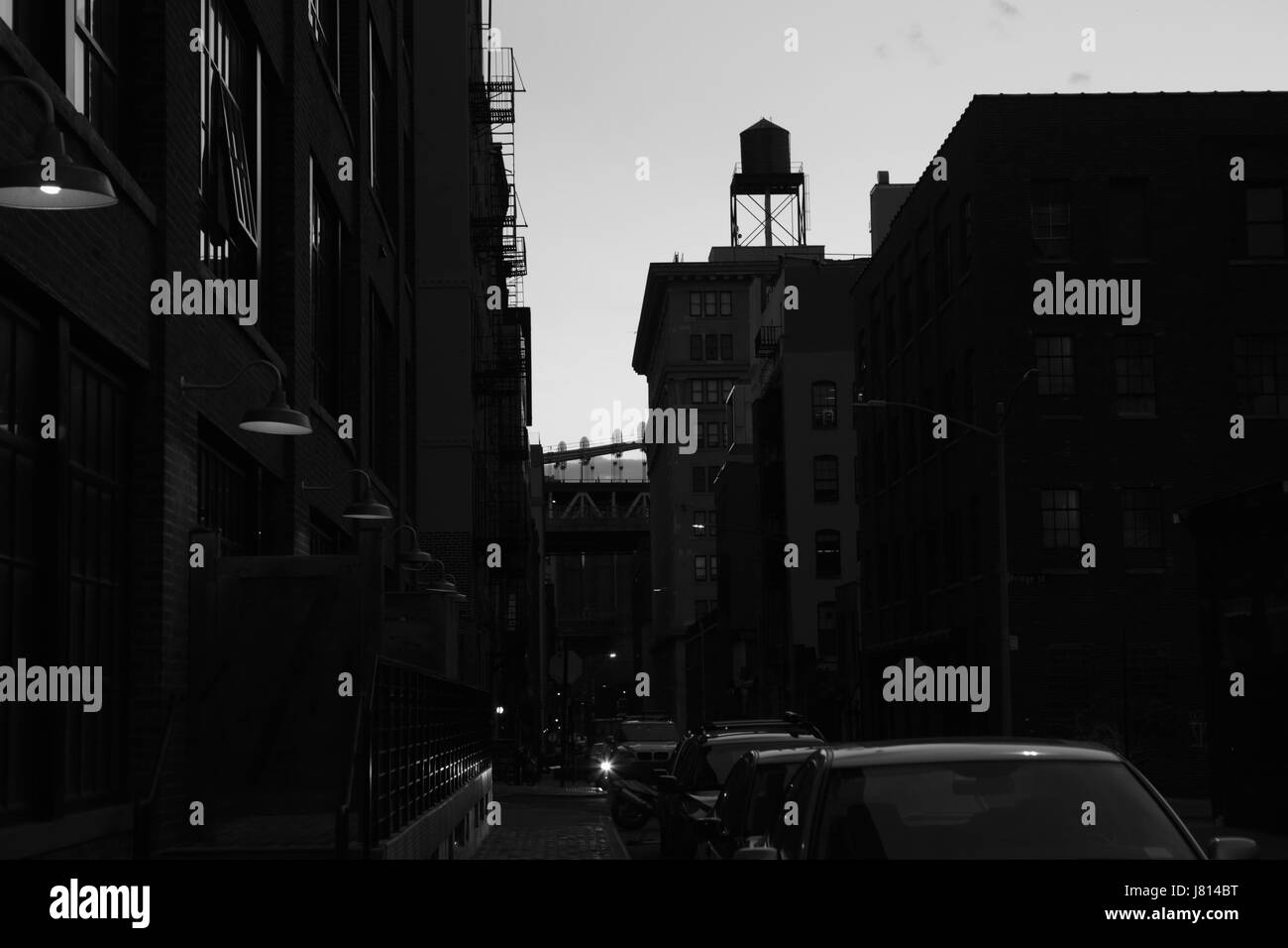 Backstreet silhouette Black and White Stock Photos & Images - Alamy
