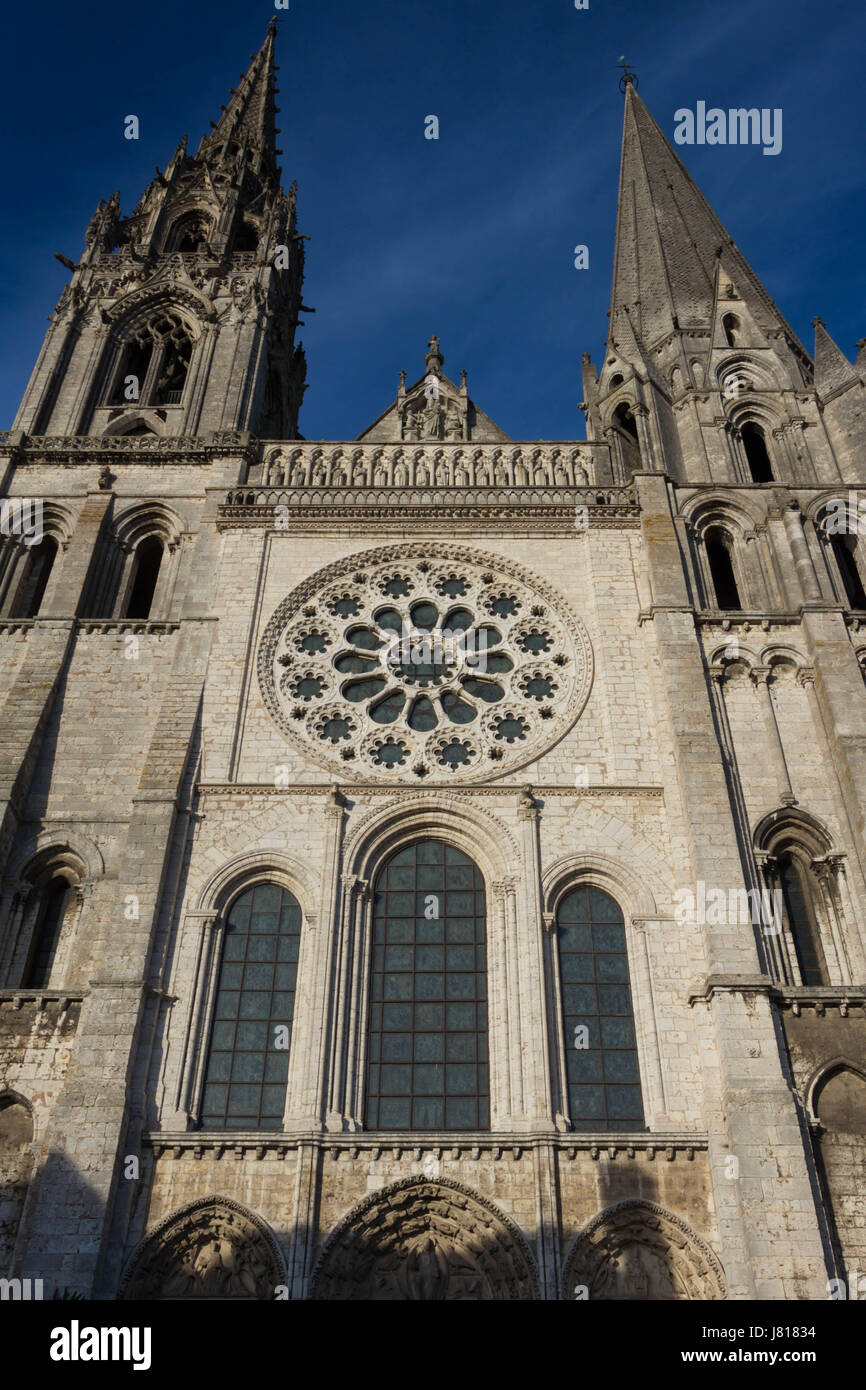 The famous cathedral of Chartres-front view, France Stock Photo - Alamy