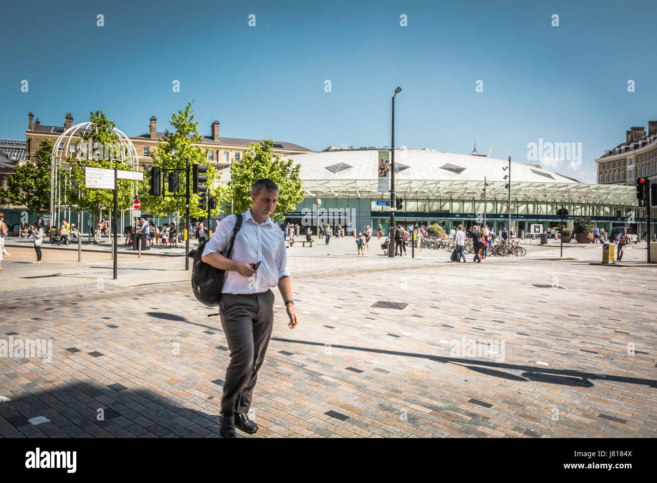Battle Bridge Place High Resolution Stock Photography and Images - Alamy